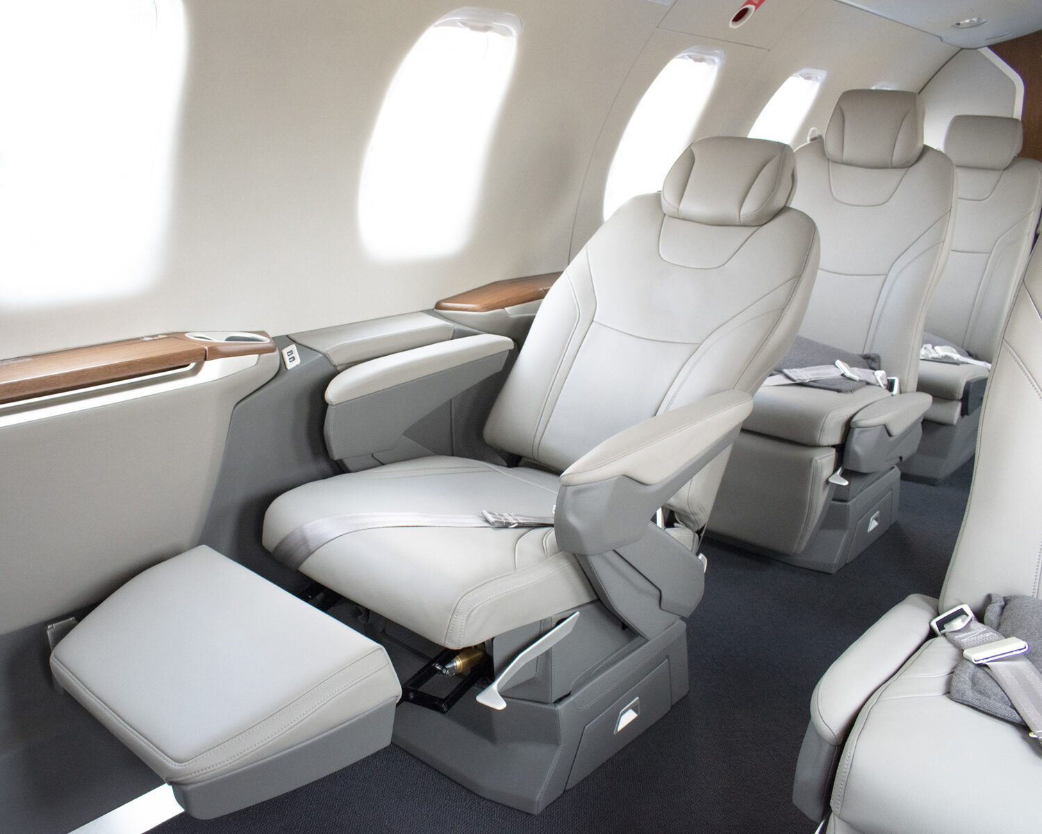 The Amazing PC-24 Jet Offers a Superior Flight Experience