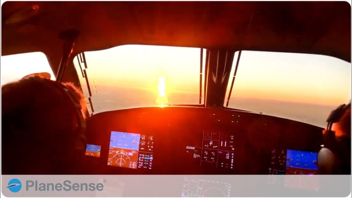 PlaneSense « Portsmouth, NH « A Sunrise from the PlaneSense PC-12